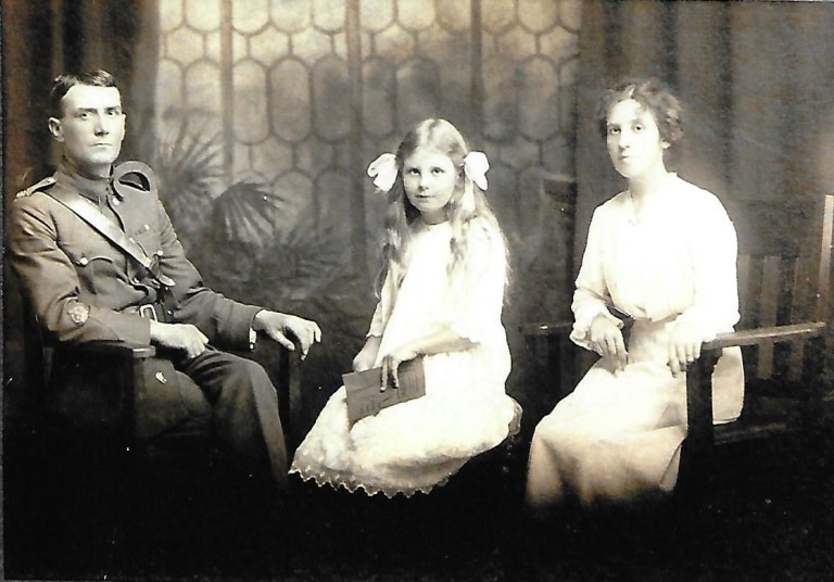 Cottingley Fairies – Cottingley Village History Society