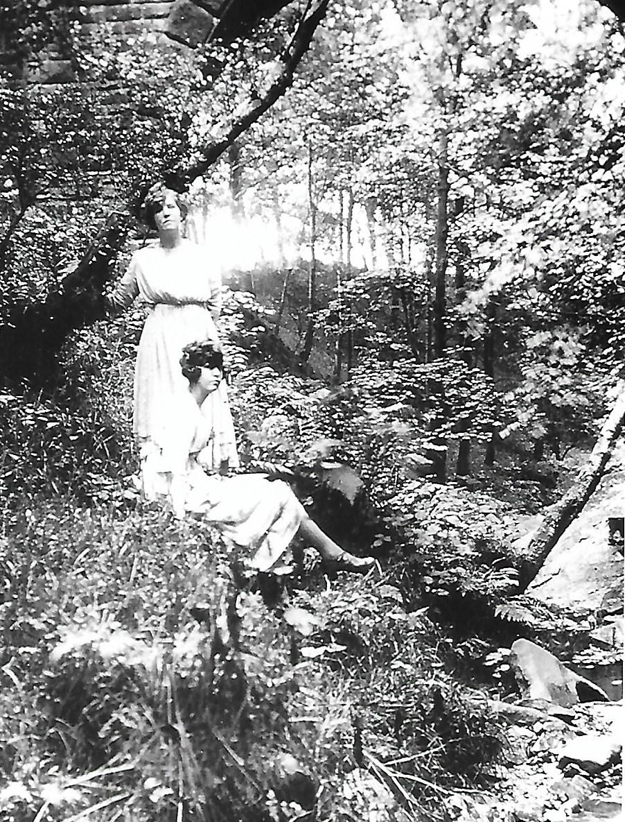 Cottingley Fairies – Cottingley Village History Society